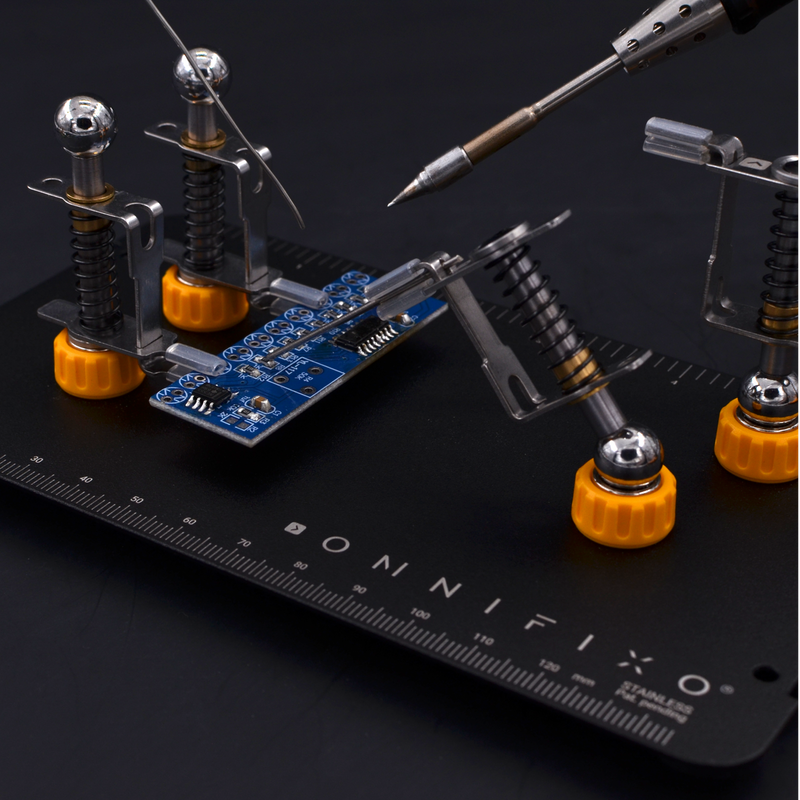 Omnifixo OF-M4 - Makers Third Hand | K & A Electronics